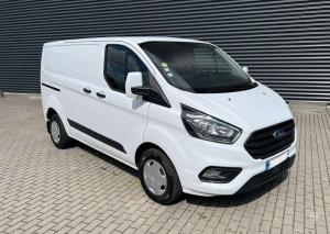 Balts Ford Transit Custom 2019 Tauragė, ar dzinēja tilpumu 2.00 L un nobraukumu 270 tūkst. km par 7900 €, foto 4 vietnē AUTOMOTO.COM.LV