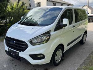 White Ford Transit Custom 2019 in Marijampole, with an engine capacity of 0.00 L and mileage of 143 thousand km for 14250 €, photo 4 on AUTOMOTO.COM.LV