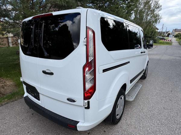 White Ford Transit Custom 2019 in Marijampole, with an engine capacity of 0.00 L and mileage of 143 thousand km for 14250 €, photo 6 on AUTOMOTO.COM.LV