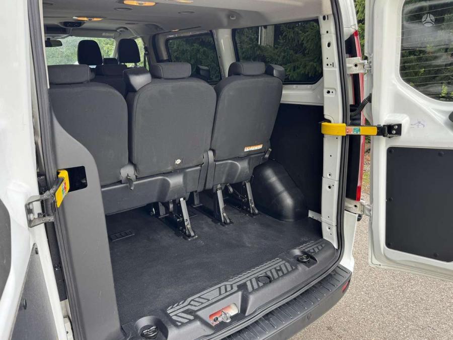 White Ford Transit Custom 2019 in Marijampole, with an engine capacity of 0.00 L and mileage of 143 thousand km for 14250 €, photo 15 on AUTOMOTO.COM.LV