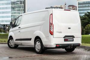 White Ford Transit Custom 2019 in Vilnius, with an engine capacity of 2.00 L and mileage of 220 thousand km for 10000 €, photo 15 on AUTOMOTO.COM.LV