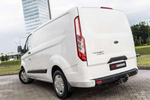White Ford Transit Custom 2019 in Vilnius, with an engine capacity of 2.00 L and mileage of 220 thousand km for 10000 €, photo 17 on AUTOMOTO.COM.LV