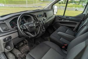 White Ford Transit Custom 2019 in Vilnius, with an engine capacity of 2.00 L and mileage of 220 thousand km for 10000 €, photo 31 on AUTOMOTO.COM.LV