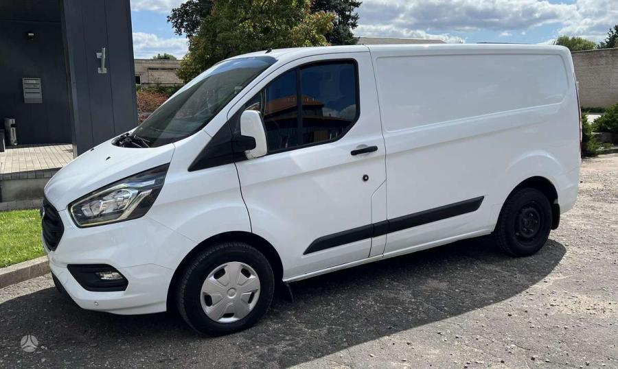Balts Ford Transit Custom 2019 Tauragė, ar dzinēja tilpumu 2.00 L un nobraukumu 265 tūkst. km par 7700 €, foto 6 vietnē AUTOMOTO.COM.LV
