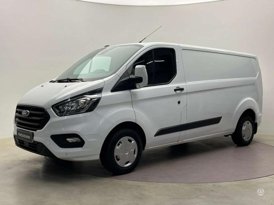 White Ford Transit Custom 2020 in Panevezys, with an engine capacity of 2.00 L and mileage of 142 thousand km for 11990 €, photo 1 on AUTOMOTO.COM.LV