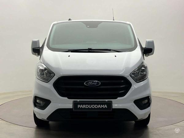 White Ford Transit Custom 2020 in Panevezys, with an engine capacity of 2.00 L and mileage of 142 thousand km for 11990 €, photo 2 on AUTOMOTO.COM.LV
