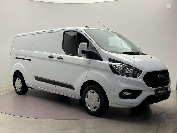 White Ford Transit Custom 2020 in Panevezys, with an engine capacity of 2.00 L and mileage of 142 thousand km for 11990 €, photo 3 on AUTOMOTO.COM.LV