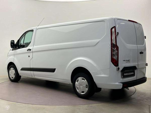 White Ford Transit Custom 2020 in Panevezys, with an engine capacity of 2.00 L and mileage of 142 thousand km for 11990 €, photo 6 on AUTOMOTO.COM.LV