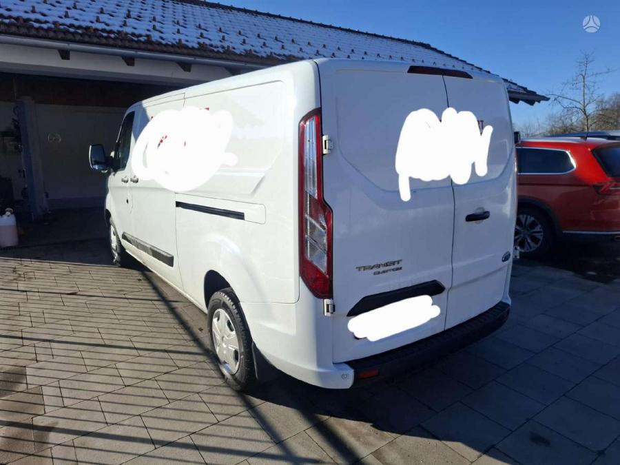 White Ford Transit Custom 2020 in Rokiskis, with an engine capacity of 2.00 L and mileage of 530 thousand km for 7900 €, photo 4 on AUTOMOTO.COM.LV