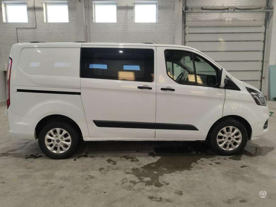 Balts Ford Transit Custom 2020 Klaipėda, ar dzinēja tilpumu 2.00 L un nobraukumu 226 tūkst. km par 9400 €, foto 4 vietnē AUTOMOTO.COM.LV