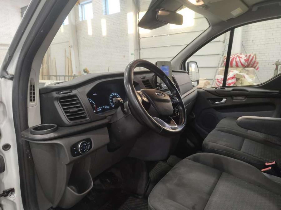 Balts Ford Transit Custom 2020 Klaipėda, ar dzinēja tilpumu 2.00 L un nobraukumu 226 tūkst. km par 9400 €, foto 11 vietnē AUTOMOTO.COM.LV