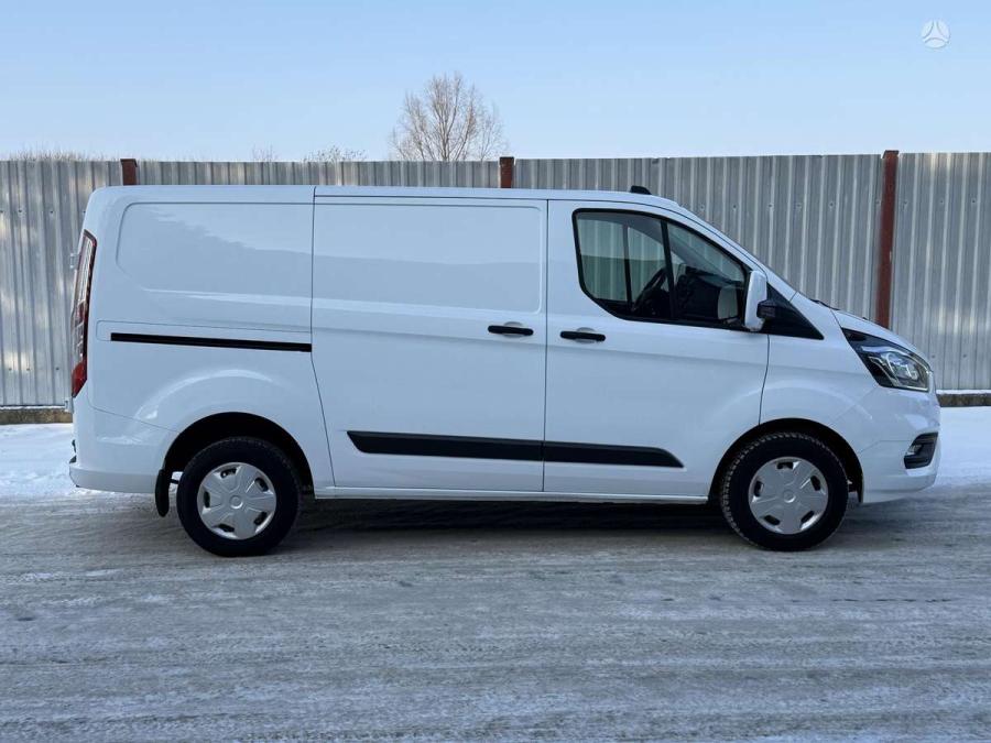 Balts Ford Transit Custom 2020 Vilkaviškis, ar dzinēja tilpumu 2.00 L un nobraukumu 59 tūkst. km par 13673 €, foto 5 vietnē AUTOMOTO.COM.LV