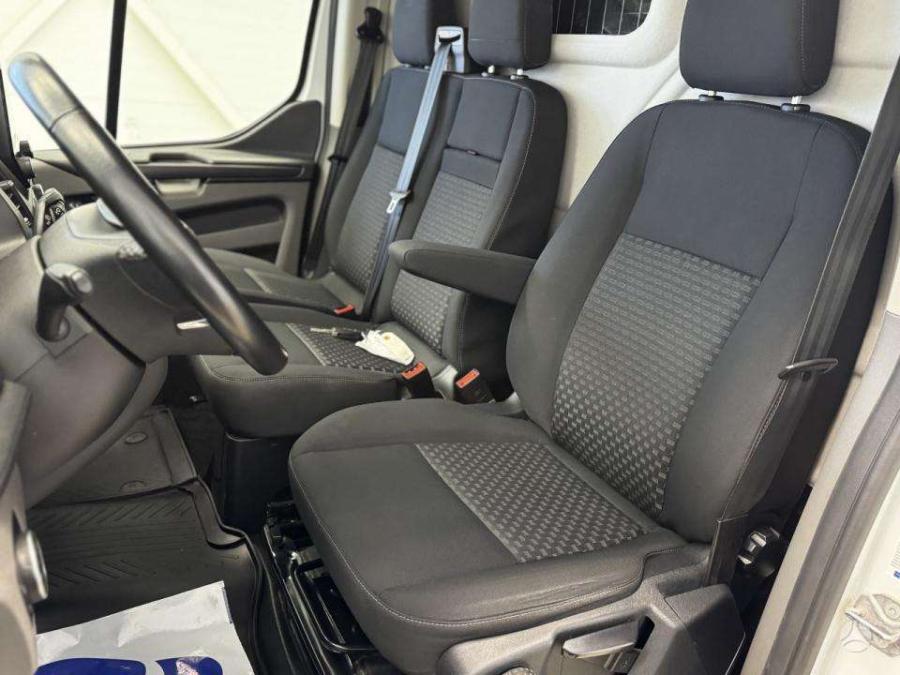 Balts Ford Transit Custom 2020 Radviliškis, ar dzinēja tilpumu 2.00 L un nobraukumu 143 tūkst. km par 15669 €, foto 11 vietnē AUTOMOTO.COM.LV