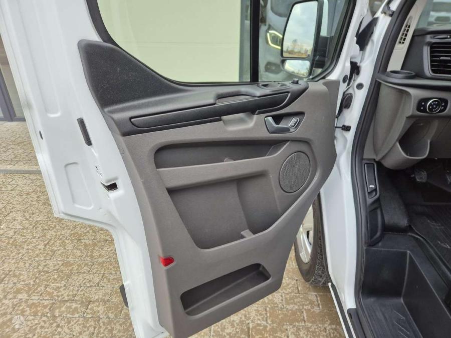 Balts Ford Transit Custom 2020 Marijampole, ar dzinēja tilpumu 2.00 L un nobraukumu 266 tūkst. km par 15000 €, foto 15 vietnē AUTOMOTO.COM.LV