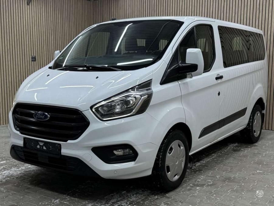 Balts Ford Transit Custom 2020 Marijampole, ar dzinēja tilpumu 2.00 L un nobraukumu 221 tūkst. km par 15300 €, foto 4 vietnē AUTOMOTO.COM.LV