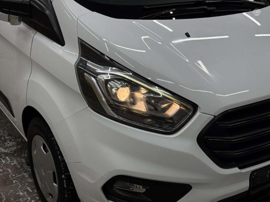 Balts Ford Transit Custom 2020 Marijampole, ar dzinēja tilpumu 2.00 L un nobraukumu 221 tūkst. km par 15300 €, foto 24 vietnē AUTOMOTO.COM.LV