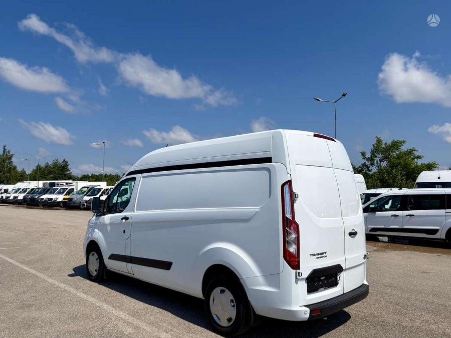 Balts Ford Transit Custom 2020 Viļņa, ar dzinēja tilpumu 2.00 L un nobraukumu 109 tūkst. km par 14900 €, foto 9 vietnē AUTOMOTO.COM.LV