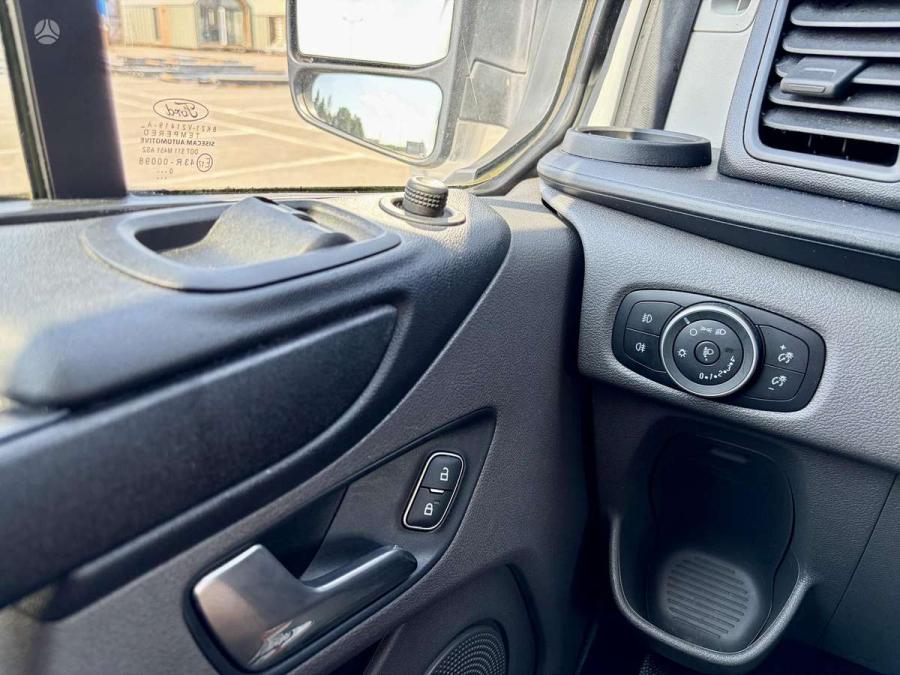 Balts Ford Transit Custom 2020 Viļņa, ar dzinēja tilpumu 2.00 L un nobraukumu 109 tūkst. km par 14900 €, foto 19 vietnē AUTOMOTO.COM.LV