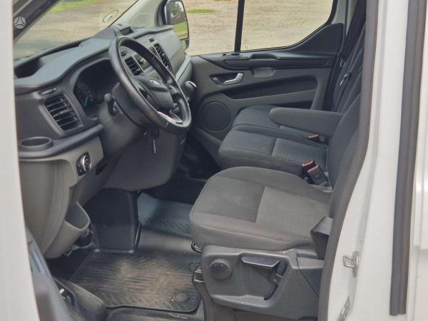 Balts Ford Transit Custom 2020 Tauragė, ar dzinēja tilpumu 2.00 L un nobraukumu 285 tūkst. km par 8200 €, foto 10 vietnē AUTOMOTO.COM.LV
