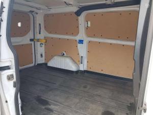White Ford Transit Custom 2020 in Siauliai, with an engine capacity of 2.00 L and mileage of 306 thousand km for 8900 €, photo 12 on AUTOMOTO.COM.LV