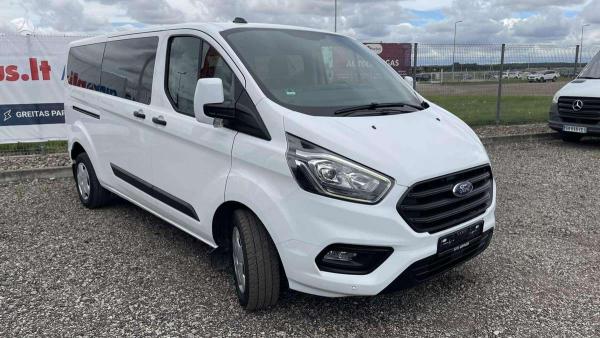 White Ford Transit Custom 2020 in Marijampole, with an engine capacity of 2.00 L and mileage of 222 thousand km for 15900 €, photo 5 on AUTOMOTO.COM.LV