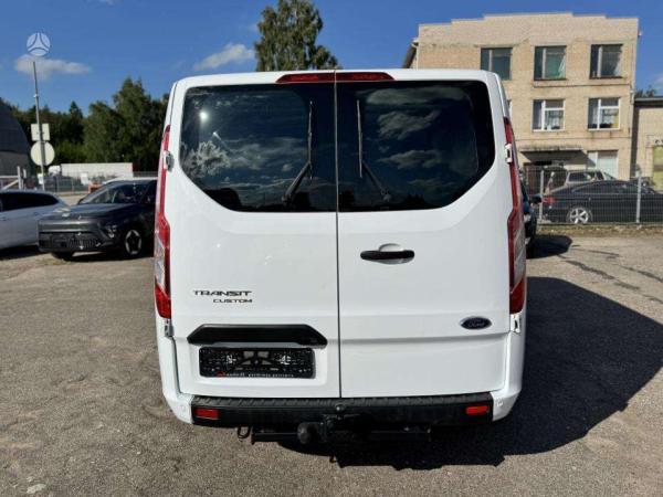 Balts Ford Transit Custom 2020 Radviliškis, ar dzinēja tilpumu 2.00 L un nobraukumu 158 tūkst. km par 14459 €, foto 8 vietnē AUTOMOTO.COM.LV