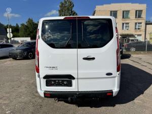 White Ford Transit Custom 2020 in Radviliskis, with an engine capacity of 2.00 L and mileage of 158 thousand km for 14459 €, photo 9 on AUTOMOTO.COM.LV
