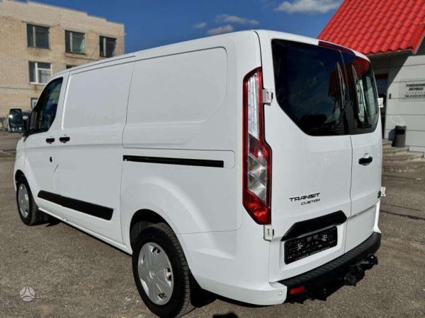 Balts Ford Transit Custom 2020 Radviliškis, ar dzinēja tilpumu 2.00 L un nobraukumu 158 tūkst. km par 14459 €, foto 9 vietnē AUTOMOTO.COM.LV