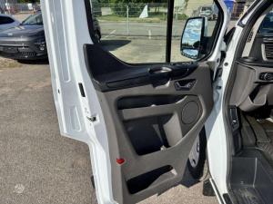 White Ford Transit Custom 2020 in Radviliskis, with an engine capacity of 2.00 L and mileage of 158 thousand km for 14459 €, photo 12 on AUTOMOTO.COM.LV