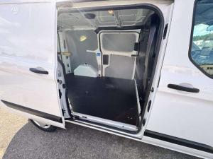 White Ford Transit Custom 2020 in Radviliskis, with an engine capacity of 2.00 L and mileage of 158 thousand km for 14459 €, photo 22 on AUTOMOTO.COM.LV