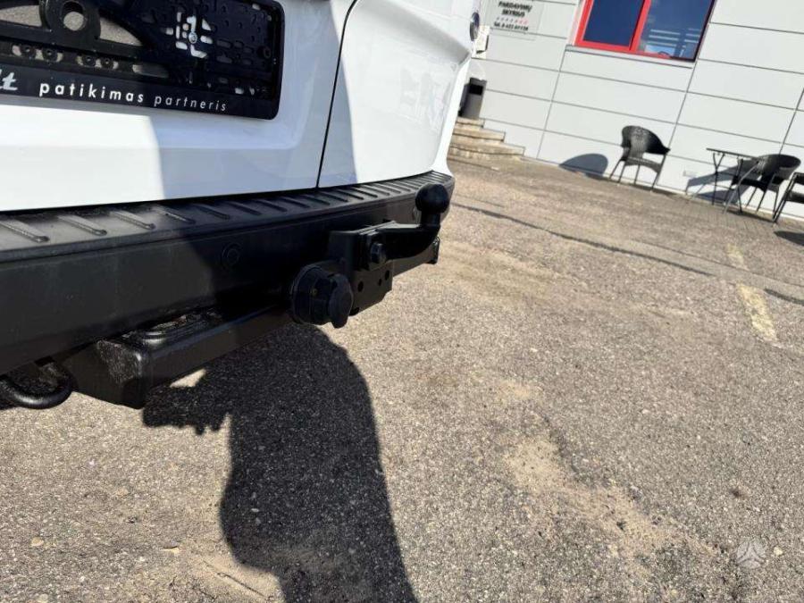 White Ford Transit Custom 2020 in Radviliskis, with an engine capacity of 2.00 L and mileage of 158 thousand km for 14459 €, photo 27 on AUTOMOTO.COM.LV