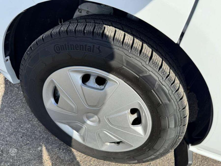 White Ford Transit Custom 2020 in Radviliskis, with an engine capacity of 2.00 L and mileage of 158 thousand km for 14459 €, photo 40 on AUTOMOTO.COM.LV