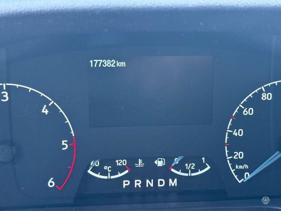 White Ford Transit Custom 2020 in Prienai, with an engine capacity of 2.00 L and mileage of 177 thousand km for 10900 €, photo 9 on AUTOMOTO.COM.LV