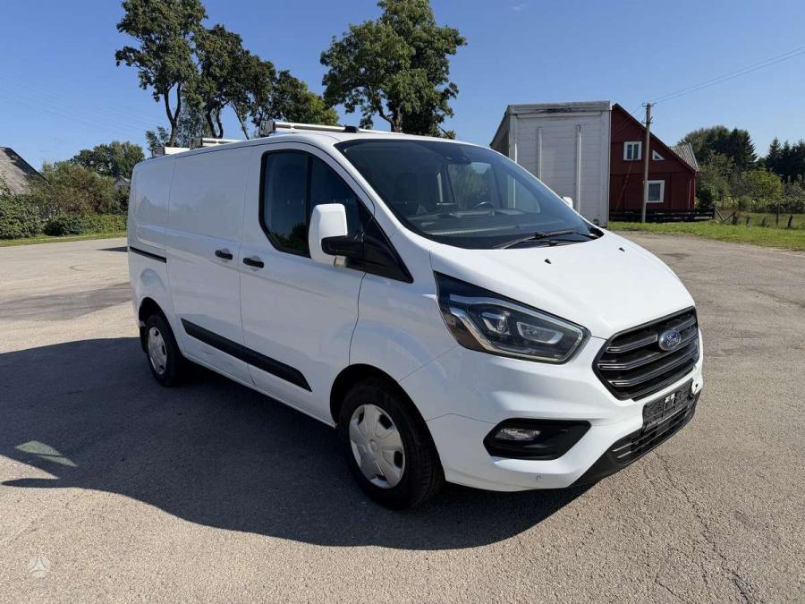 Balts Ford Transit Custom 2020 Skaudvilė, ar dzinēja tilpumu 2.00 L un nobraukumu 138 tūkst. km par 9900 €, foto 1 vietnē AUTOMOTO.COM.LV