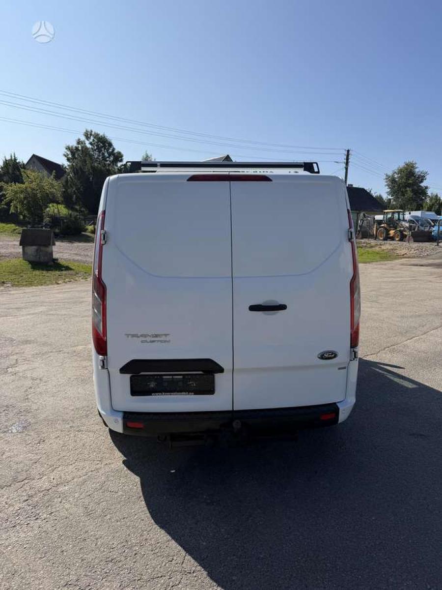 Balts Ford Transit Custom 2020 Skaudvilė, ar dzinēja tilpumu 2.00 L un nobraukumu 138 tūkst. km par 9900 €, foto 8 vietnē AUTOMOTO.COM.LV