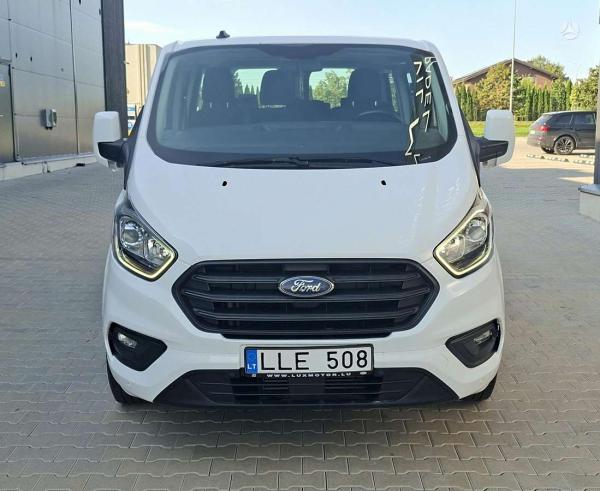 Ford Transit Custom 2020 in Siauliai on AUTOMOTO.COM.LV White Ford Transit Custom 2020 in Siauliai, with an engine capacity of 2.00 L and mileage of 140 thousand km for 17950 €, photo 4 on AUTOMOTO.COM.LV