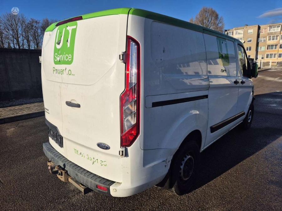 White Ford Transit Custom 2021 in Mazeikiai, with an engine capacity of 2.00 L and mileage of 118 thousand km for 3150 €, photo 1 on AUTOMOTO.COM.LV