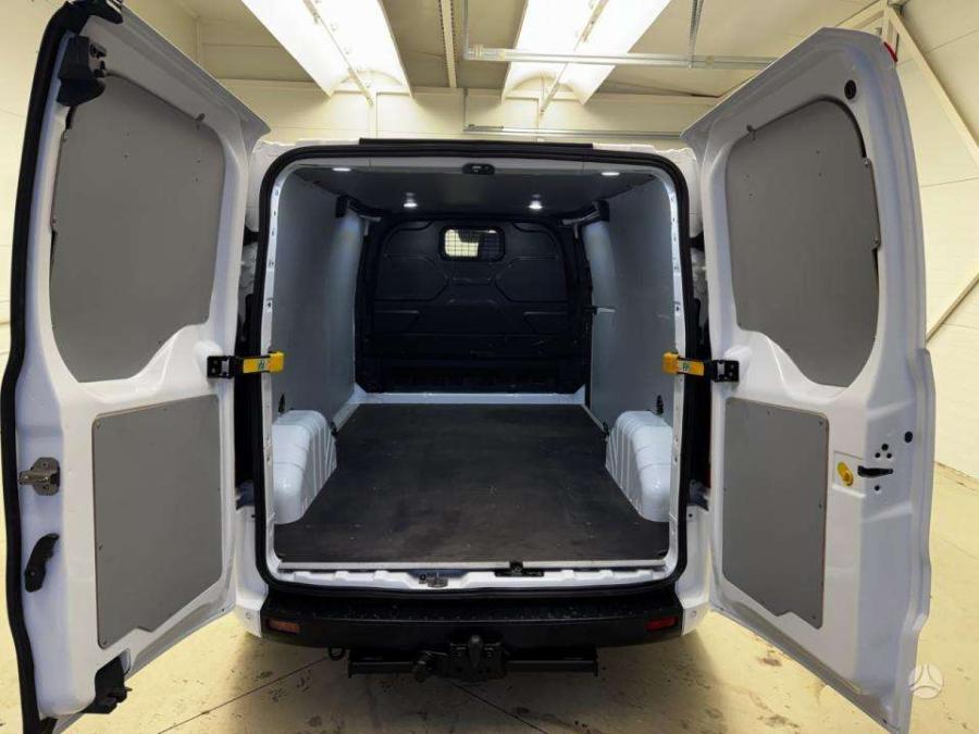 Белый Форд Транзит Кастом 2021 в Радвилишкис, объемом двигателя 2.00 л и пробегом 124 тыс. км за 17726 €, фото 21 на AUTOMOTO.COM.LV