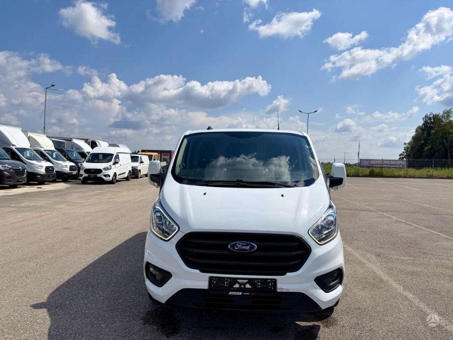 Balts Ford Transit Custom 2021 Viļņa, ar dzinēja tilpumu 2.00 L un nobraukumu 208 tūkst. km par 12900 €, foto 3 vietnē AUTOMOTO.COM.LV