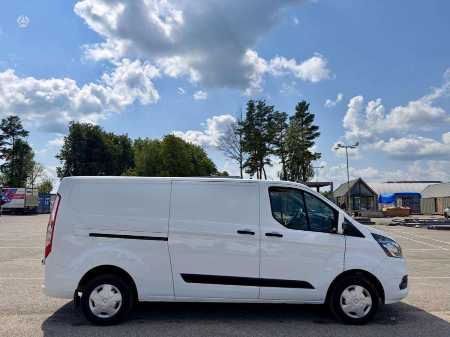 Balts Ford Transit Custom 2021 Viļņa, ar dzinēja tilpumu 2.00 L un nobraukumu 208 tūkst. km par 12900 €, foto 5 vietnē AUTOMOTO.COM.LV