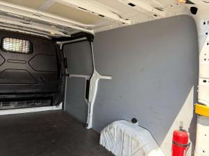 Balts Ford Transit Custom 2021 Viļņa, ar dzinēja tilpumu 2.00 L un nobraukumu 208 tūkst. km par 12900 €, foto 14 vietnē AUTOMOTO.COM.LV