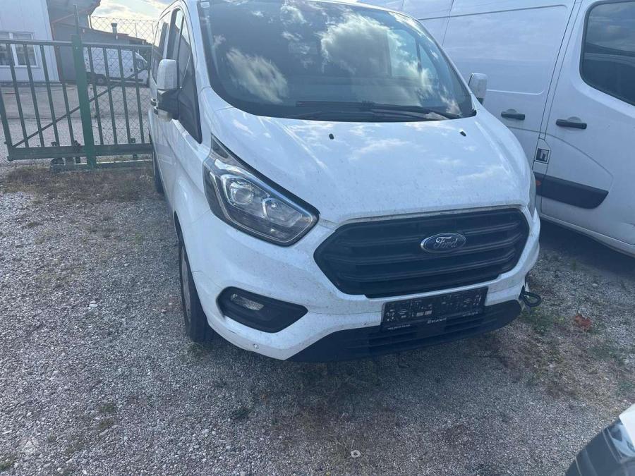 Balts Ford Transit Custom 2021 Kauņa, ar dzinēja tilpumu 2.00 L un nobraukumu 200 tūkst. km par 9000 €, foto 4 vietnē AUTOMOTO.COM.LV