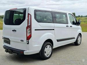 Balts Ford Transit Custom 2021 Šauļi, ar dzinēja tilpumu 2.00 L un nobraukumu 175 tūkst. km par 18950 €, foto  vietnē AUTOMOTO.COM.LV
