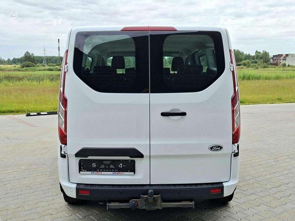 White Ford Transit Custom 2021 in Siauliai, with an engine capacity of 2.00 L and mileage of 175 thousand km for 18950 €, photo 5 on AUTOMOTO.COM.LV
