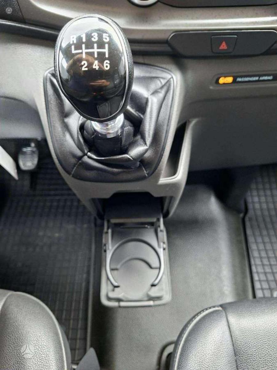 Balts Ford Transit Custom 2021 Šauļi, ar dzinēja tilpumu 2.00 L un nobraukumu 175 tūkst. km par 18950 €, foto 33 vietnē AUTOMOTO.COM.LV