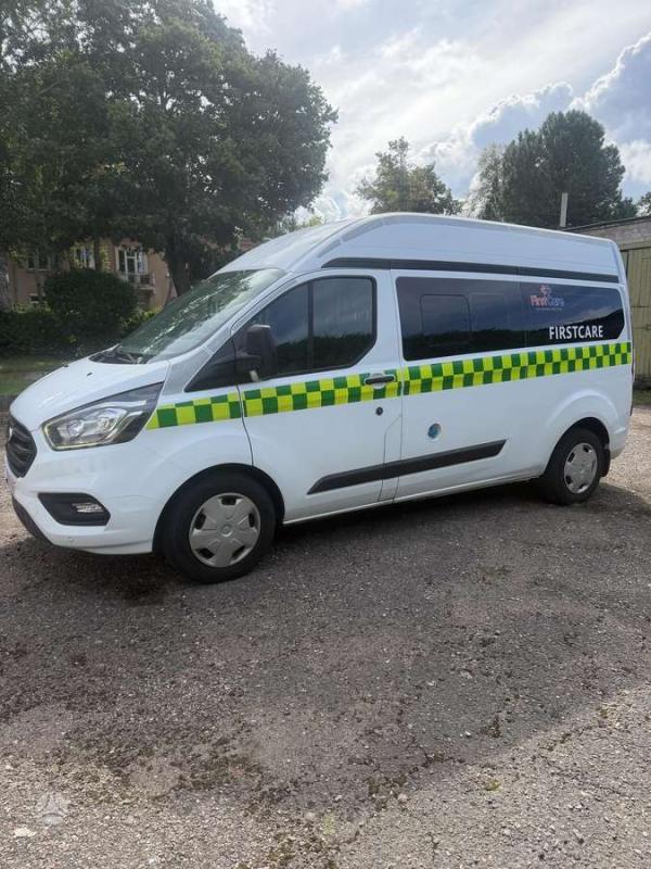 White Ford Transit Custom 2021 in Palanga, with an engine capacity of 2.00 L and mileage of 295 thousand km for 12500 €, photo 1 on AUTOMOTO.COM.LV