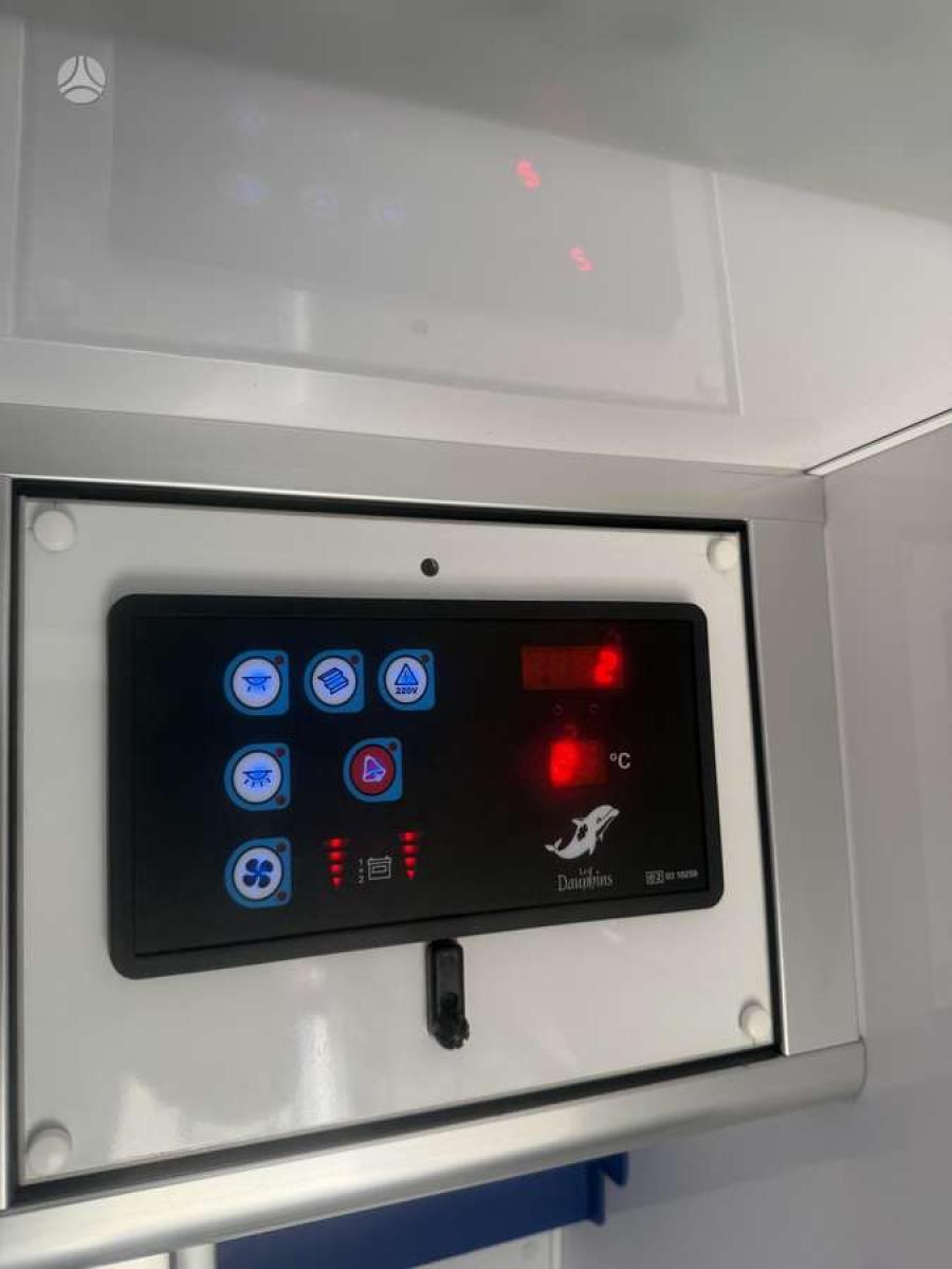 Balts Ford Transit Custom 2021 Palanga, ar dzinēja tilpumu 2.00 L un nobraukumu 295 tūkst. km par 12500 €, foto 13 vietnē AUTOMOTO.COM.LV