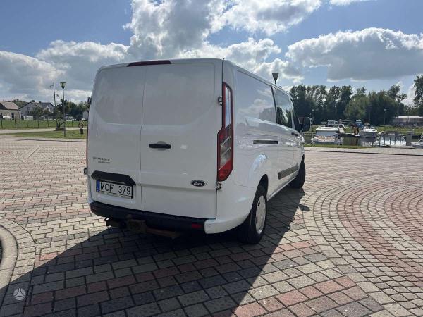 Balts Ford Transit Custom 2021 Šilutė, ar dzinēja tilpumu 2.00 L un nobraukumu 153 tūkst. km par 14990 €, foto 4 vietnē AUTOMOTO.COM.LV