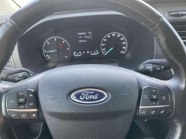 Ford Transit Custom 2021 Klaipėda vietnē Balts Ford Transit Custom 2021 Klaipėda, ar dzinēja tilpumu 2.00 L un nobraukumu 200 tūkst. km par 13800 €, foto 4 vietnē AUTOMOTO.COM.LV