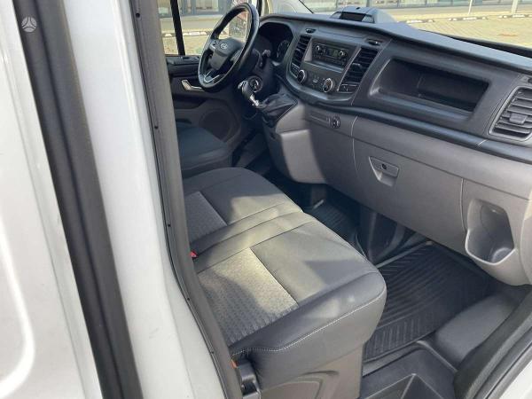 Ford Transit Custom 2021 Klaipėda vietnē Balts Ford Transit Custom 2021 Klaipėda, ar dzinēja tilpumu 2.00 L un nobraukumu 200 tūkst. km par 13800 €, foto 6 vietnē AUTOMOTO.COM.LV